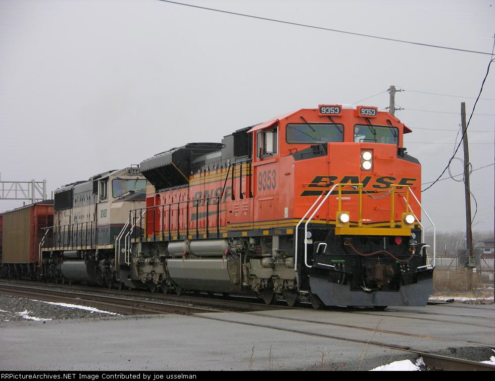 BNSF 9353